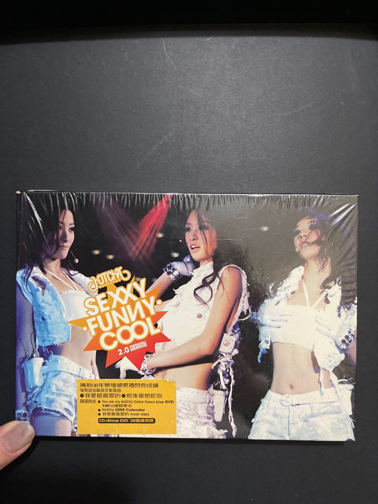 Hotcha Sexy Funny Cool Live, 興趣及遊戲, 音樂、樂器 & 配件, 音樂與媒體 - CD 及 DVD - Carousell