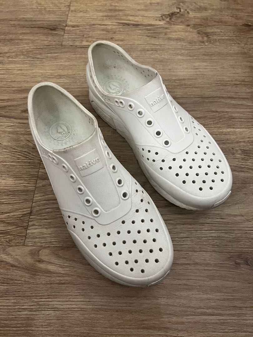 Native | Shoes/ Sandals, Men's Fashion, Footwear, Casual Shoes on Carousell