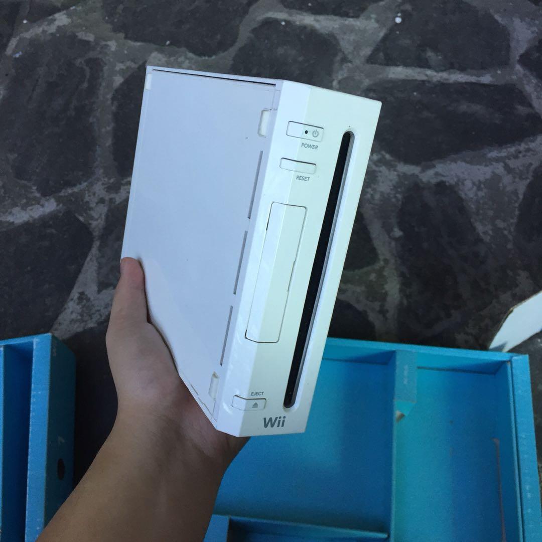 Nintendo Wii Console and Accessories Set with Box, Video Gaming, Video ...