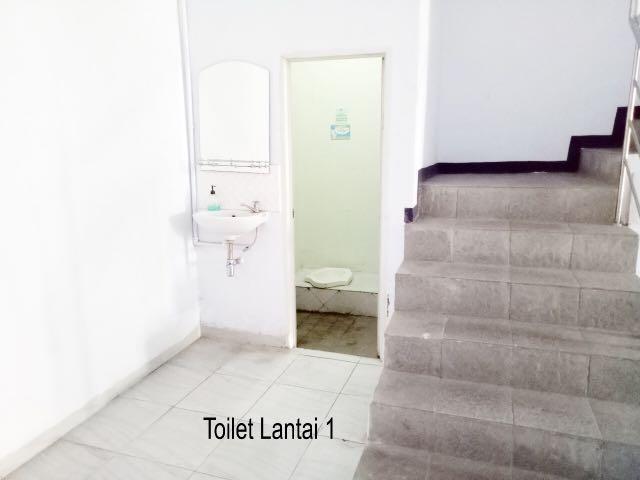 Ruko komplek dg tata raya, Properti, Dijual di Carousell