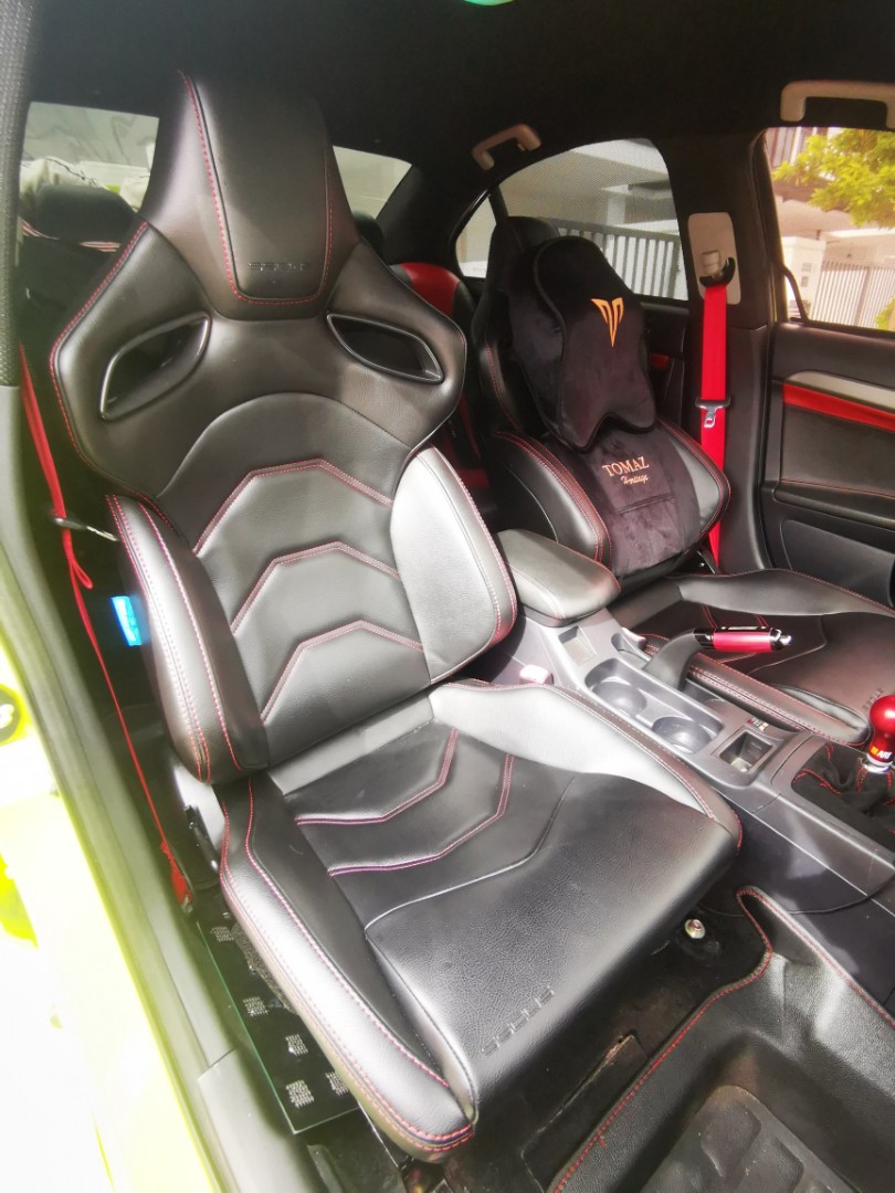 Semi bucket seat SSCUS UNIQ, Auto Accessories on Carousell