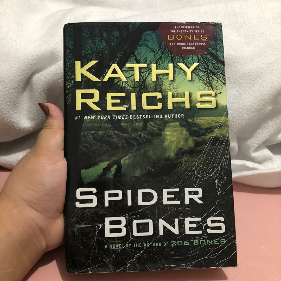 Spider Bones By Kathy Reichs, Hobbies & Toys, Books & Magazines ...