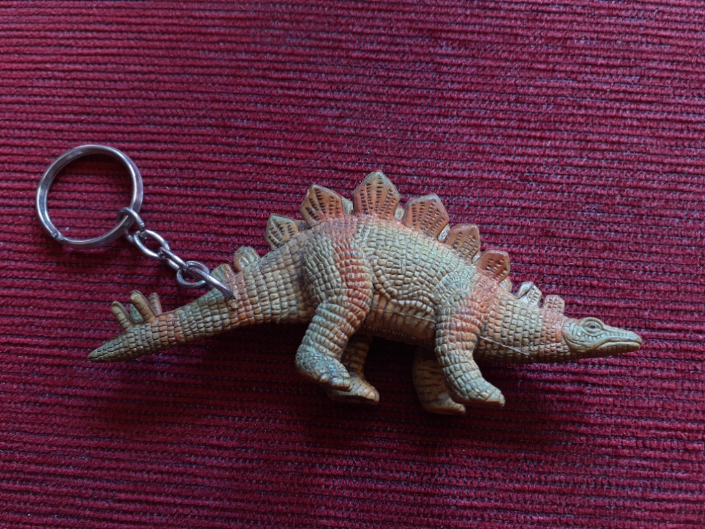 Stegosaurus keychain (1993), Hobbies & Toys, Memorabilia & Collectibles ...