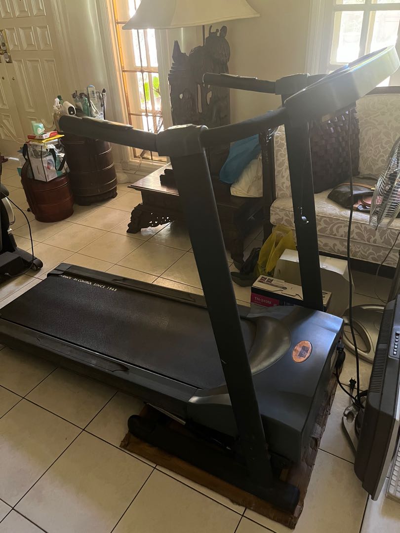 Treadmill Body Sculpture BT 3300P, Sports Equipment, Exercise & Fitness ...