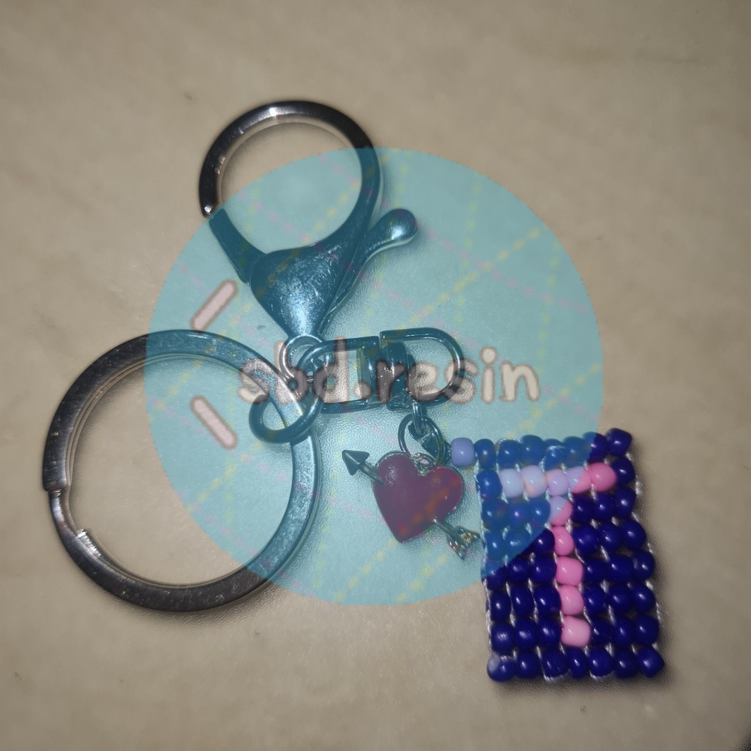 Customize Beads Alphabet Keychain, Hobbies & Toys, Stationery & Craft ...
