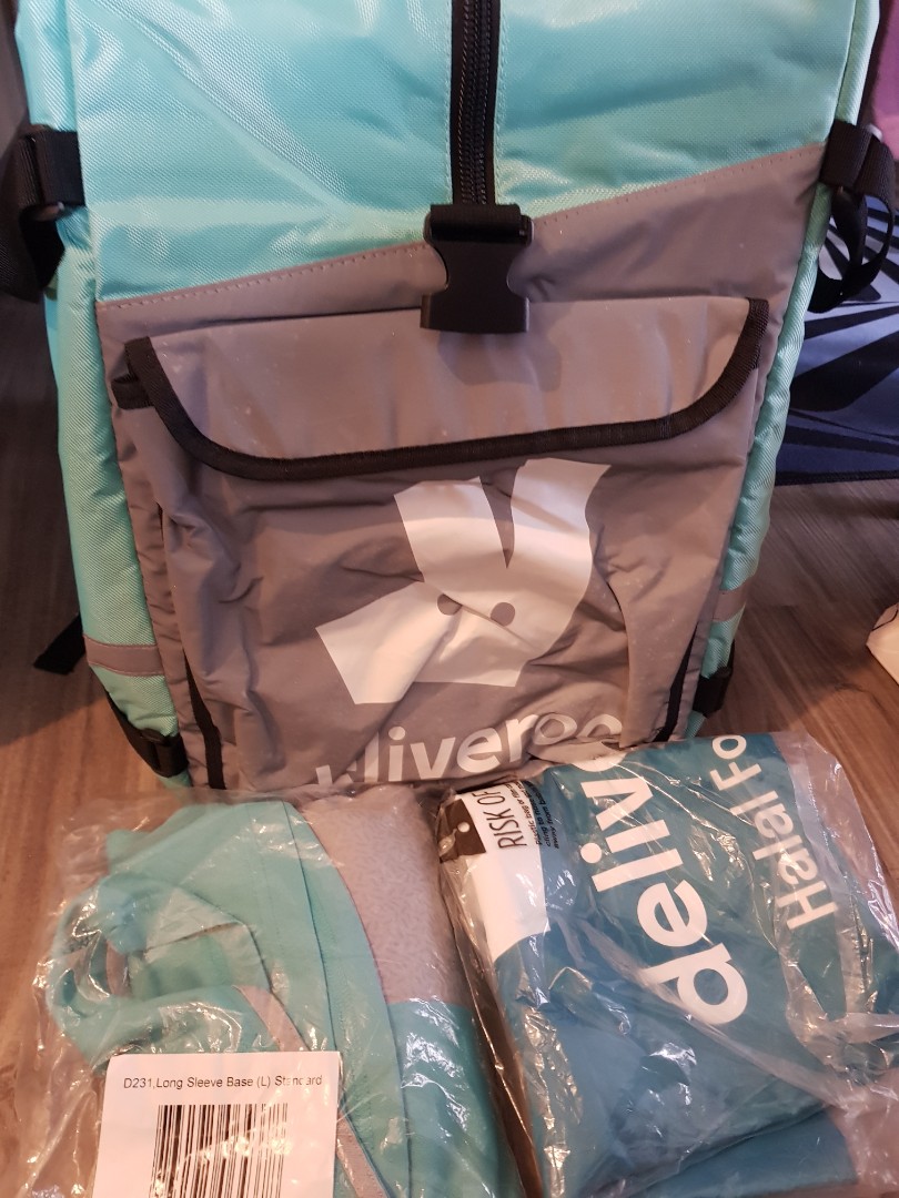 Deliveroo set, Everything Else on Carousell