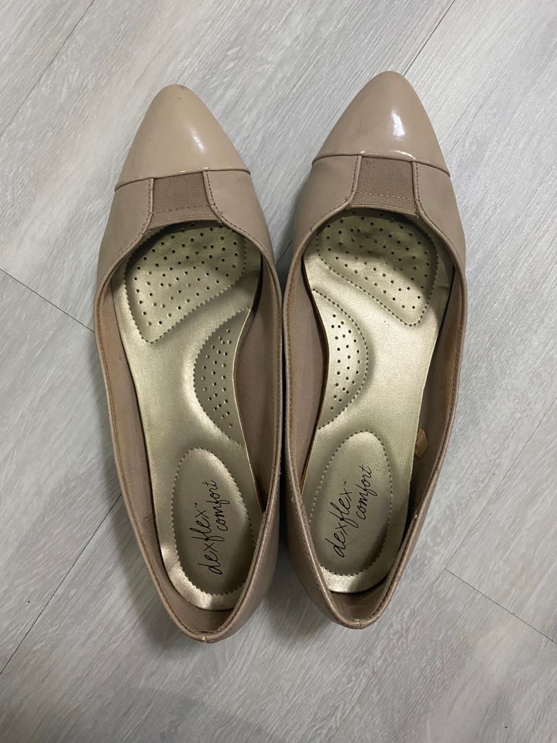 DEXFLEX COMFORT Nude Flats, Women's Fashion, Footwear, Flats & Sandals ...