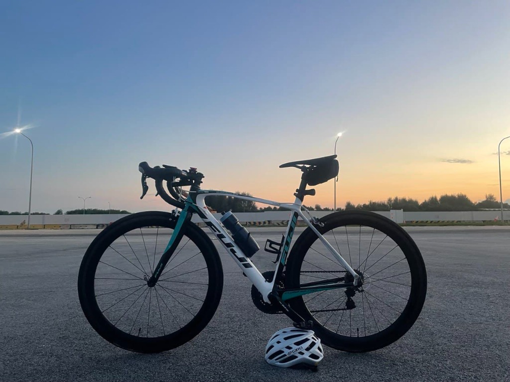 FUJI SUPREME 2.0 Carbon Modified, Sports Equipment, Bicycles & Parts ...