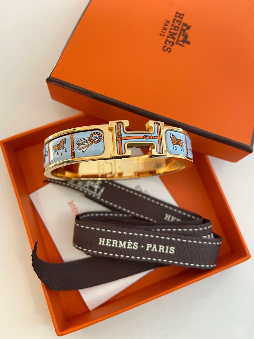 Hermes Clic Clac (PM), Women's Fashion, Jewelry & Organisers, Bracelets on Carousell