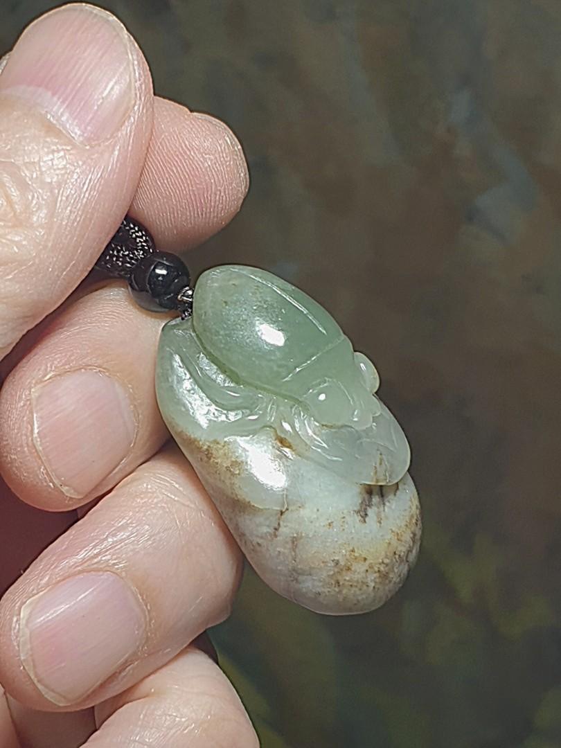 Hetian Pebble Nephrite light greenish "Chicken Bone White" Beatles and ...