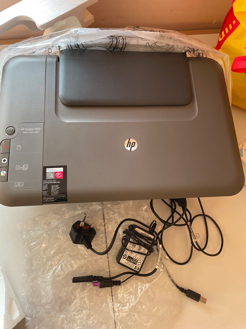 HP deskjet 1050 print scan copy, 電腦＆科技, 打印機及影印機 - Carousell