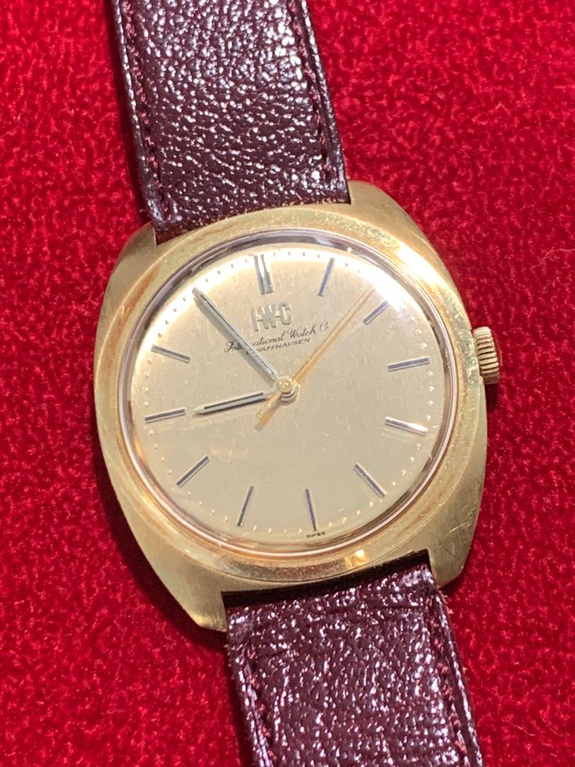 IWC Vintage Solid Gold Vintage Linen Dial, Luxury, Watches on Carousell