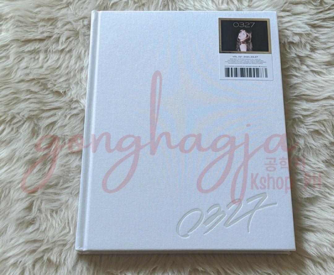 LISA PHOTOBOOK 2nd Edition, Hobbies & Toys, Memorabilia & Collectibles ...
