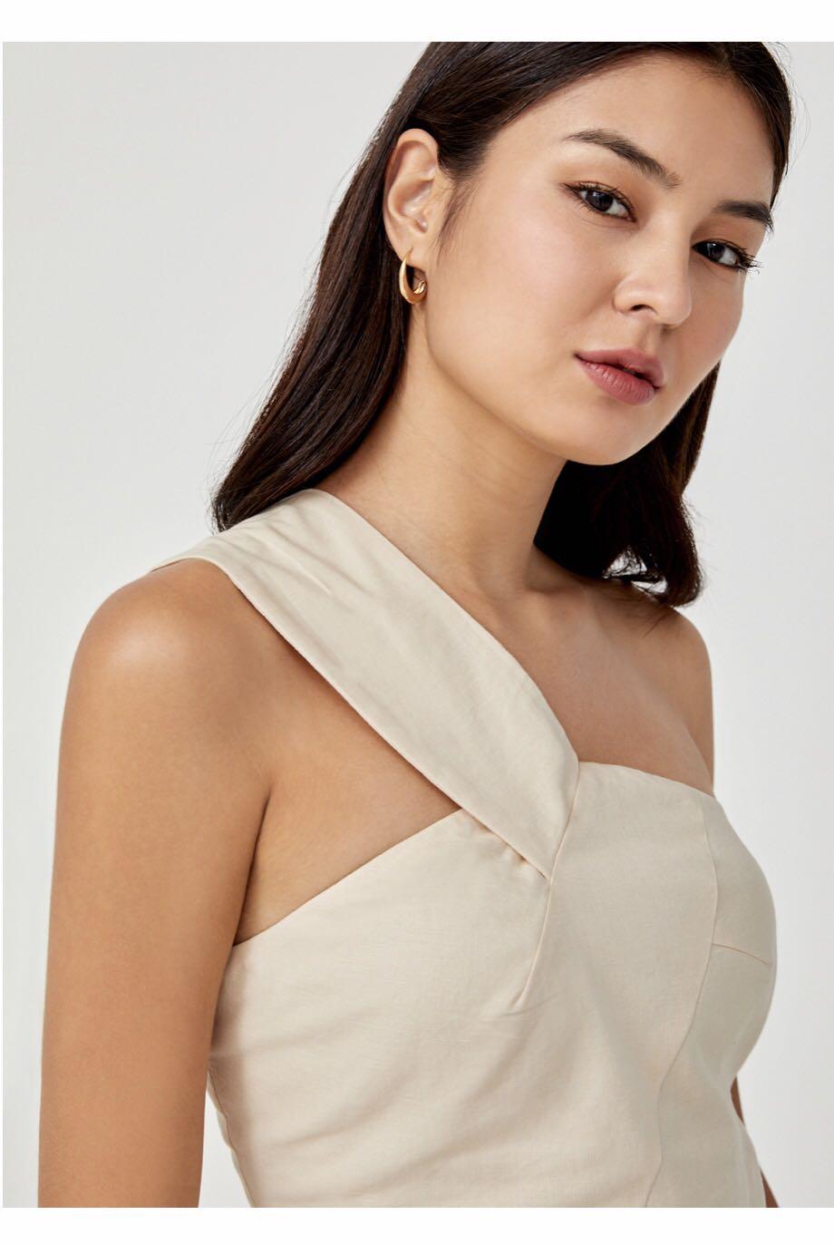 Love Bonito LB Dixie Toga Crop Top lovebonito, Women's Fashion, Tops ...