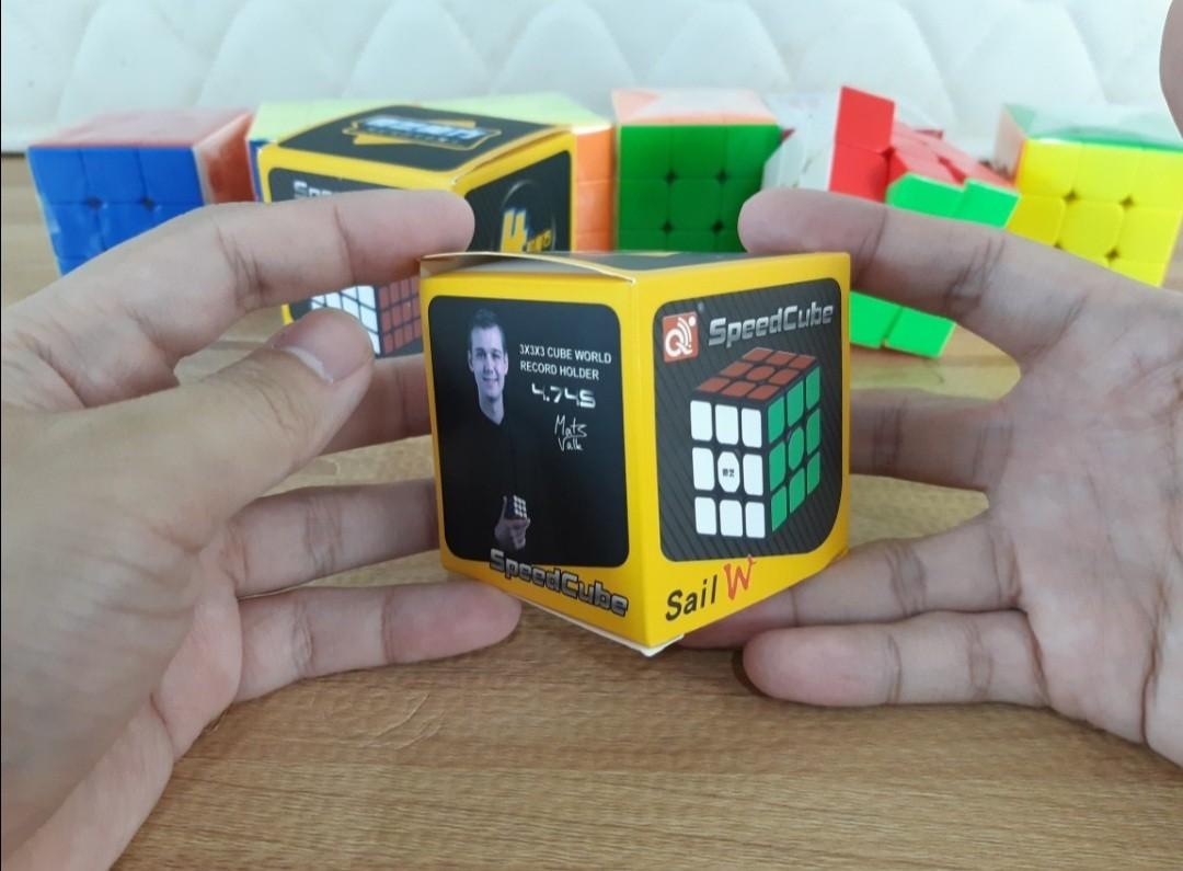 Rubik's cube / Speed cube, Hobbies & Toys, Toys & Games on Carousell