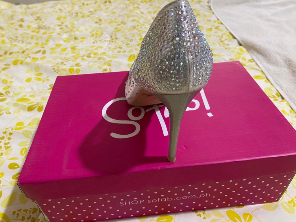 So fab high heels wedding shoes, Women's Fashion, Footwear, Heels on ...
