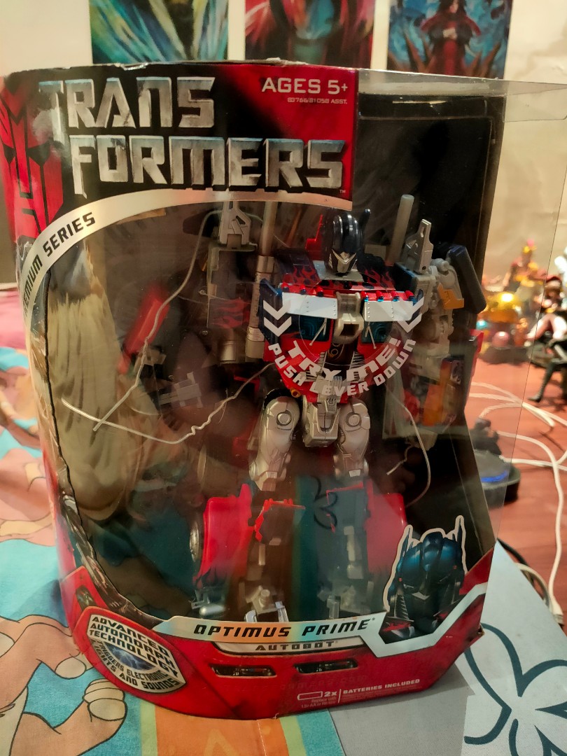 Tranformers Optimus Prime leader class platinum series misb, Hobbies ...