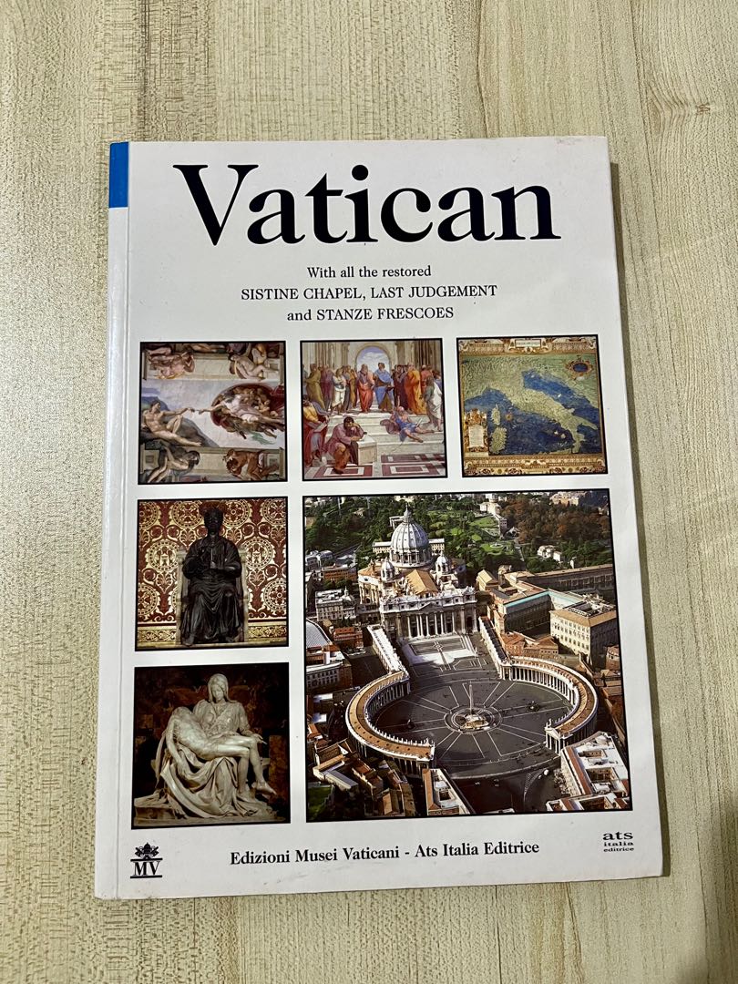 Vatican book guide (bought in Rome), Hobbies & Toys, Books & Magazines ...