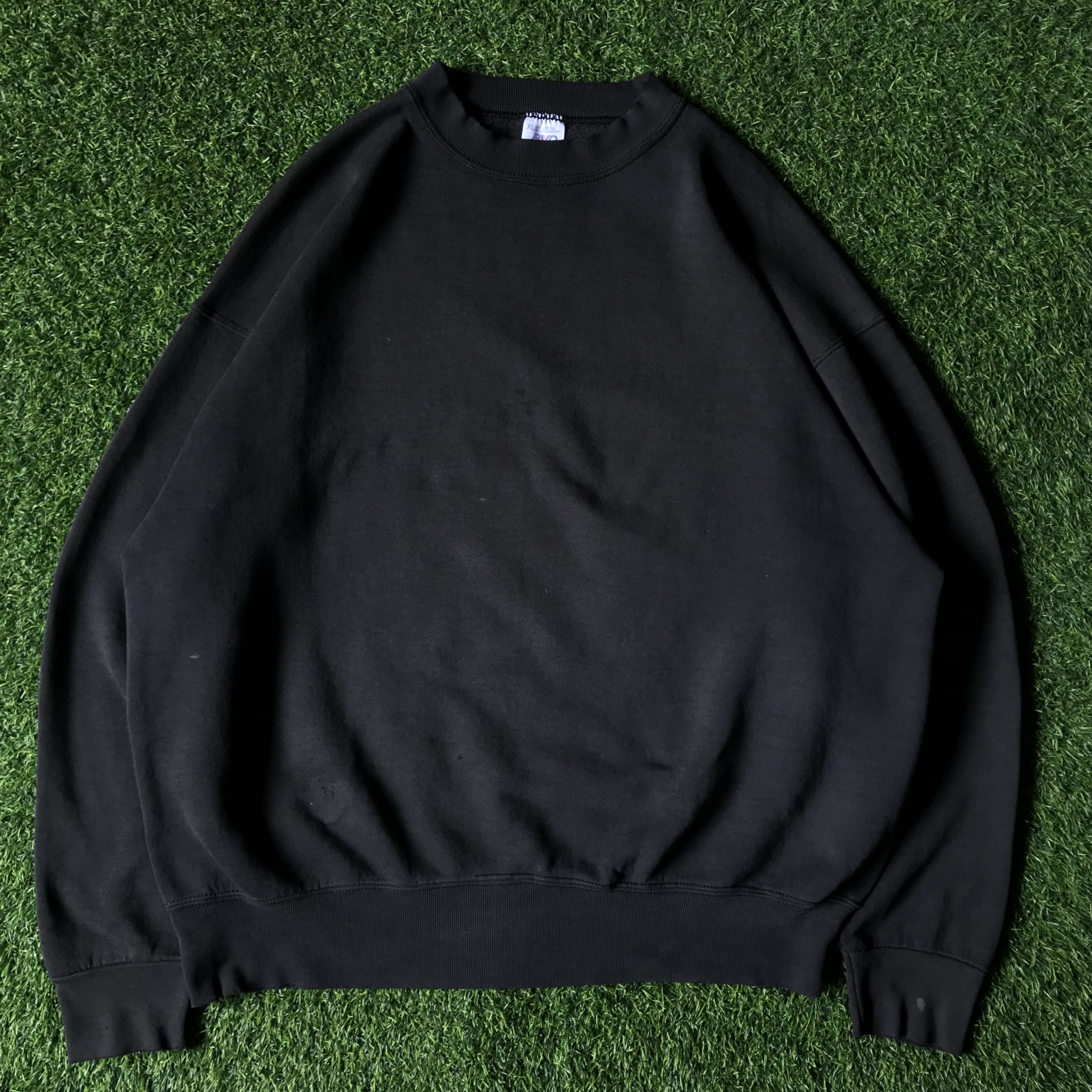 Vintage 90s BVD Blank Crewneck, Men's Fashion, Coats, Jackets and ...