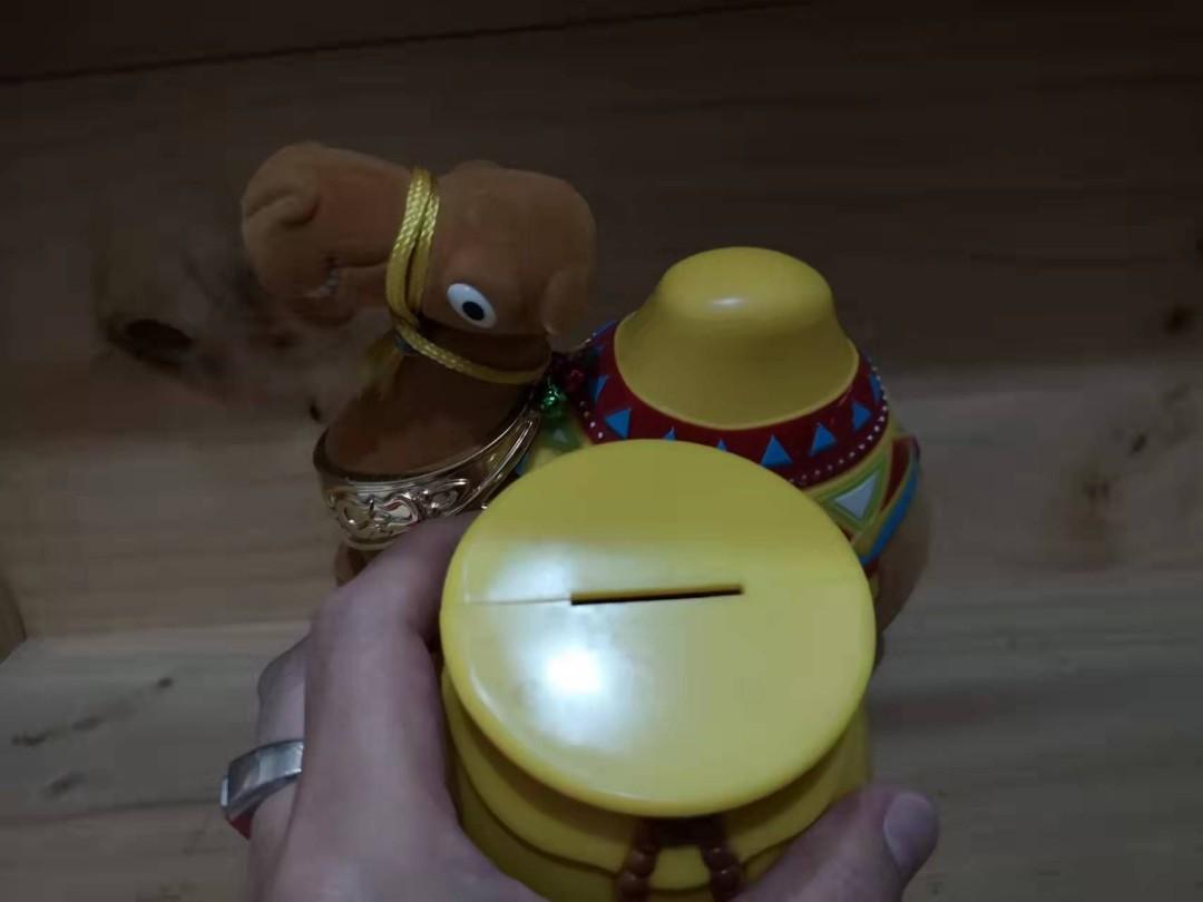 Vintage Ambank Camel Coin Bank, Hobbies & Toys, Collectibles ...