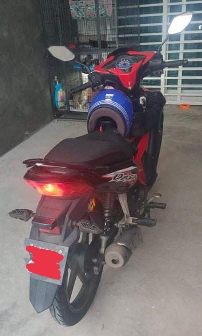 Wave dash 125 v2, Motorbikes on Carousell
