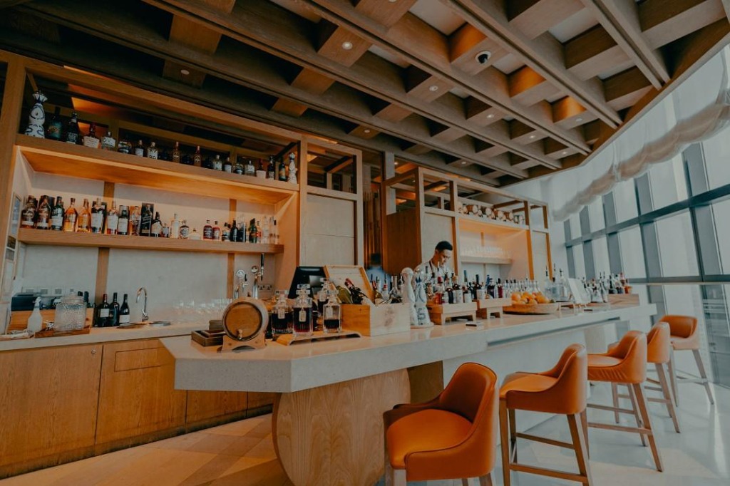 Bar Square at Andaz Singapore Happy Hour Bundle Voucher, Tickets ...