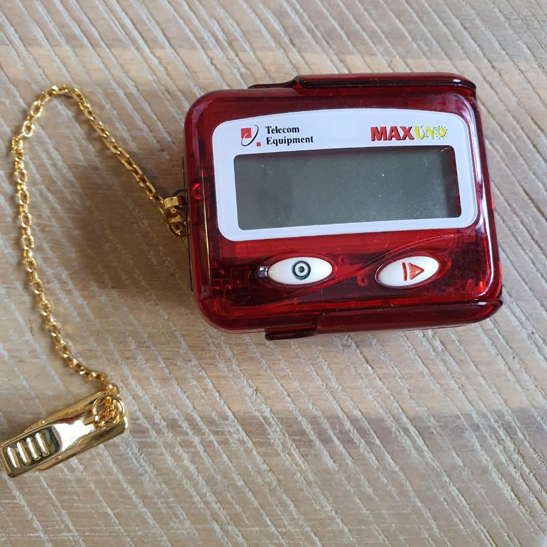 BNIB pager! MAX Uno, Hobbies & Toys, Memorabilia & Collectibles ...