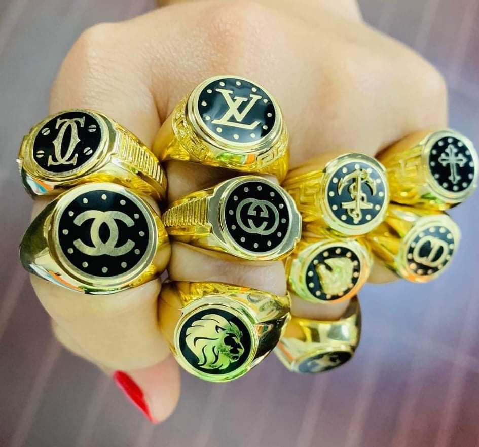 Chanel 18k Saudi Gold Mens ring, Men's Fashion, Watches & Accessories ...