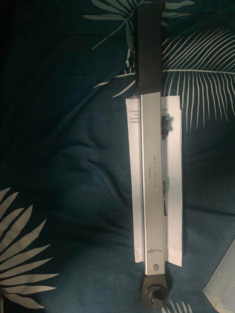 Derotech Torque Wrench, Everything Else on Carousell