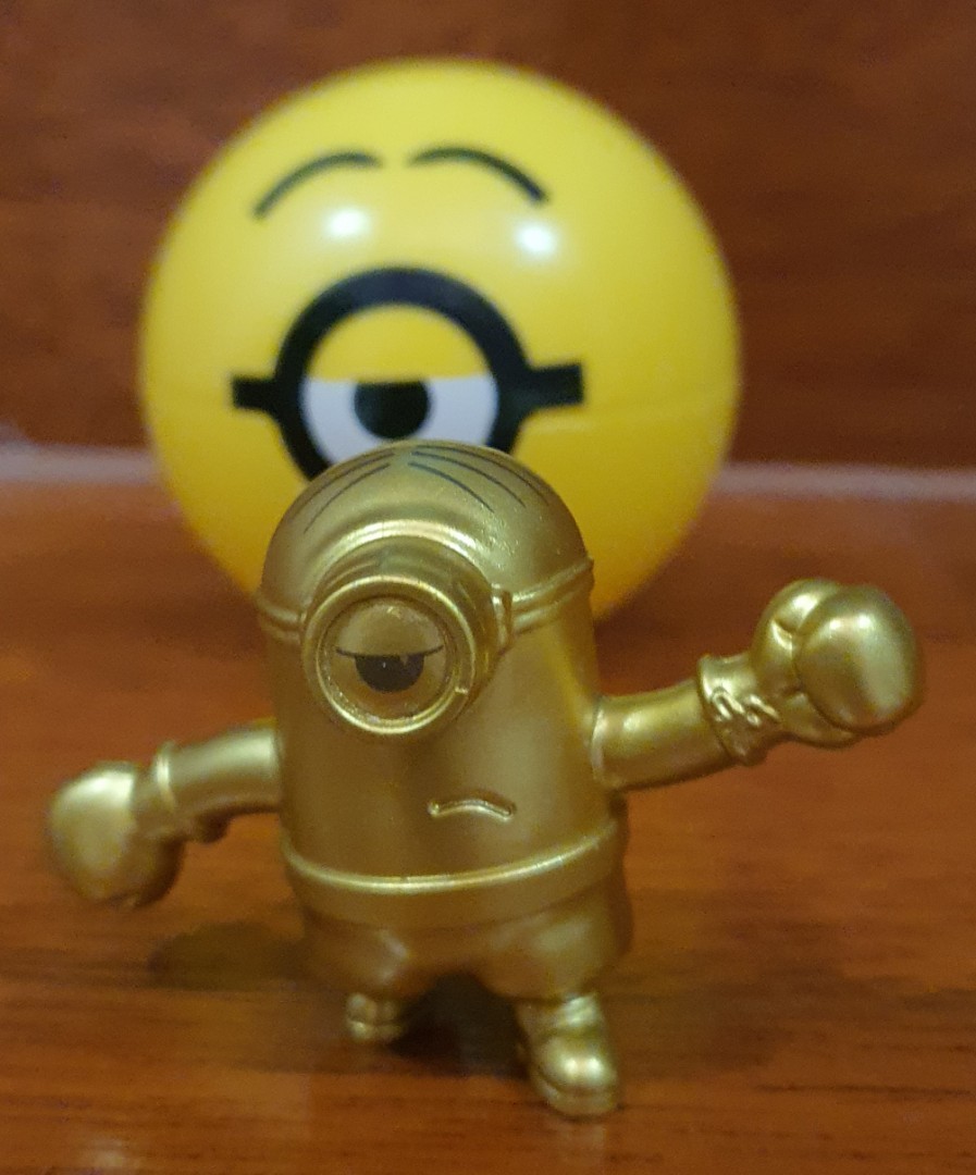 Golden minion from Mcd, Hobbies & Toys, Collectibles & Memorabilia, Fan ...