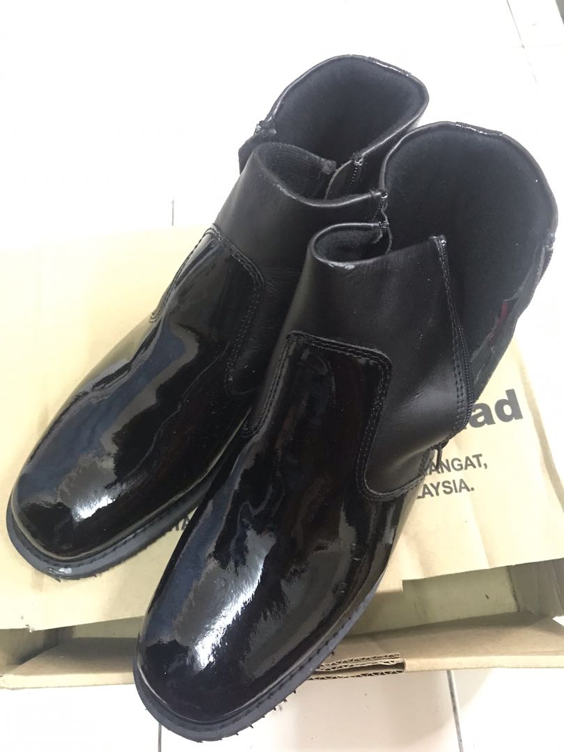 Marching boots, Men's Fashion, Footwear, Boots on Carousell