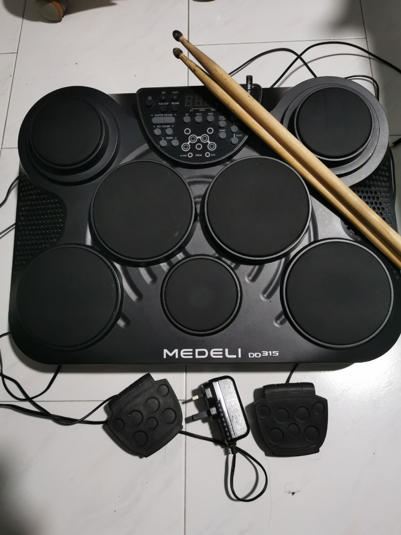 Medeli DD315, Hobbies & Toys, Music & Media, Musical Instruments on ...