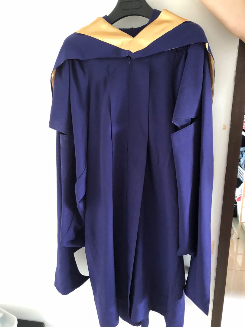 NUS Master graduation ceremony gown with hat and bag, Women's Fashion ...