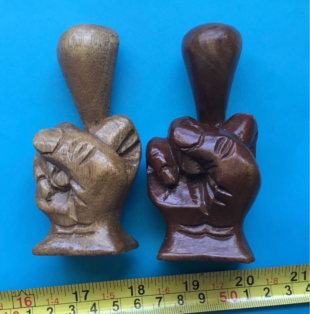 Set of 2 carvings middle finger flipping the bird, Furniture & Home ...