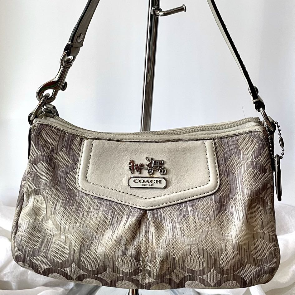 Authentic coach signature collection bag, Luxury, Bags & Wallets on ...