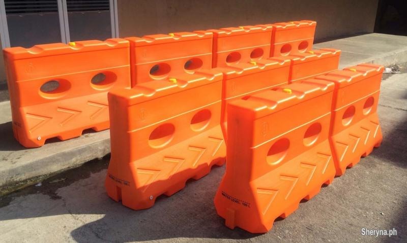 BRB2 BARRIER, Commercial & Industrial, Construction Tools & Equipment ...