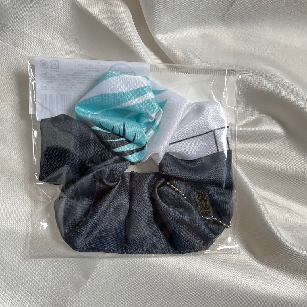 demon slayer authentic muichiro scrunchie, Hobbies & Toys, Memorabilia ...