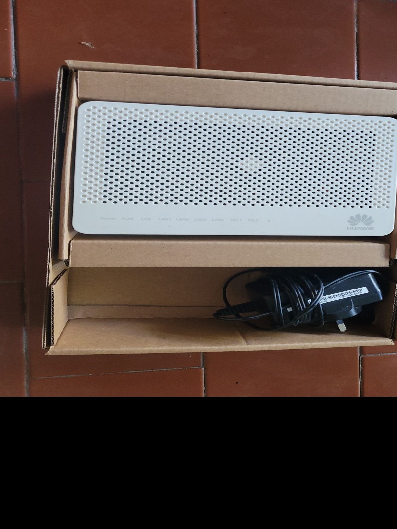 Huawei Edge ONT GPON Terminal HG8240H5, Computers & Tech, Parts ...