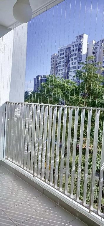 Invisible grille / Motorised blinds / Zip blinds / Casement window ...