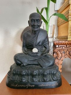 LP Tuad bucha # Somdej # Pidta, Hobbies & Toys, Memorabilia ...