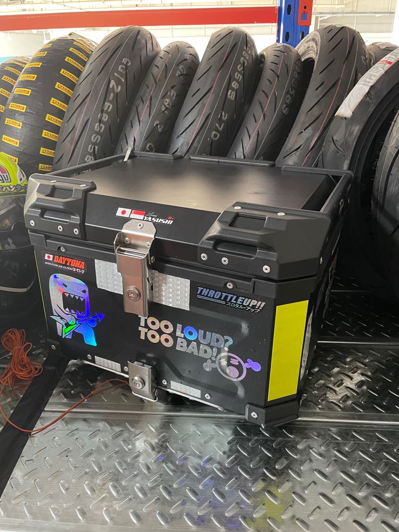 Motorcycle Metal box 55L w inner leather padding, Motorcycles ...