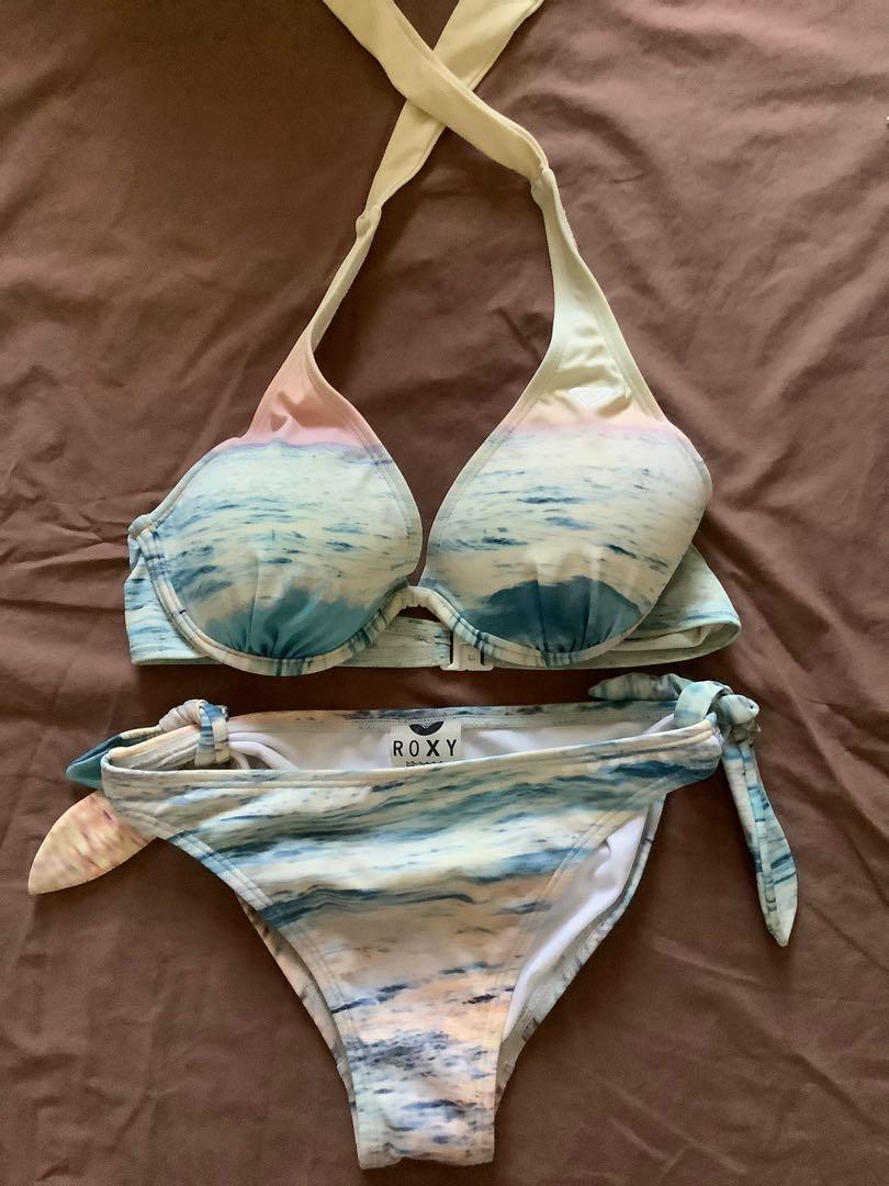 Roxy two piece swimsuit - beach hues design, Women's Fashion, Swimwear ...