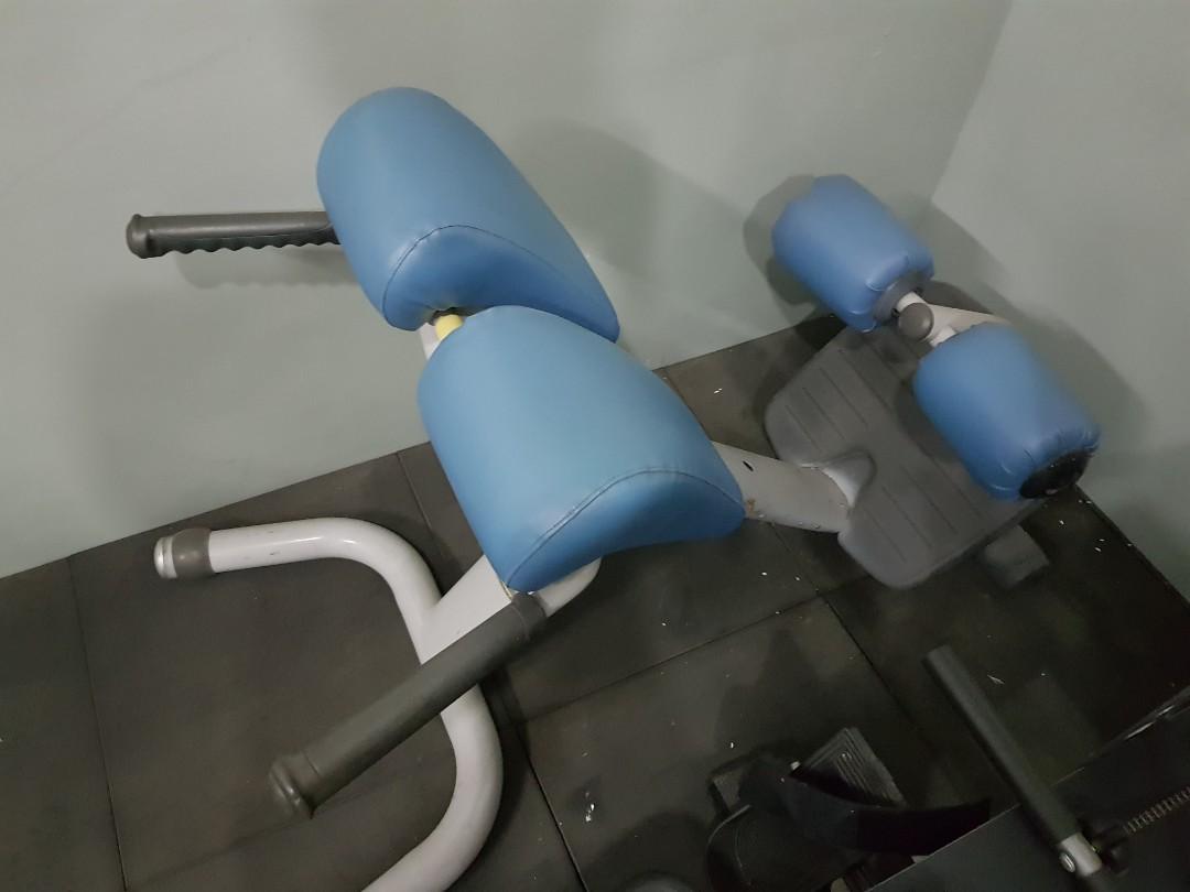 Technogym back extension machine, Sports Equipment, Exercise & Fitness ...