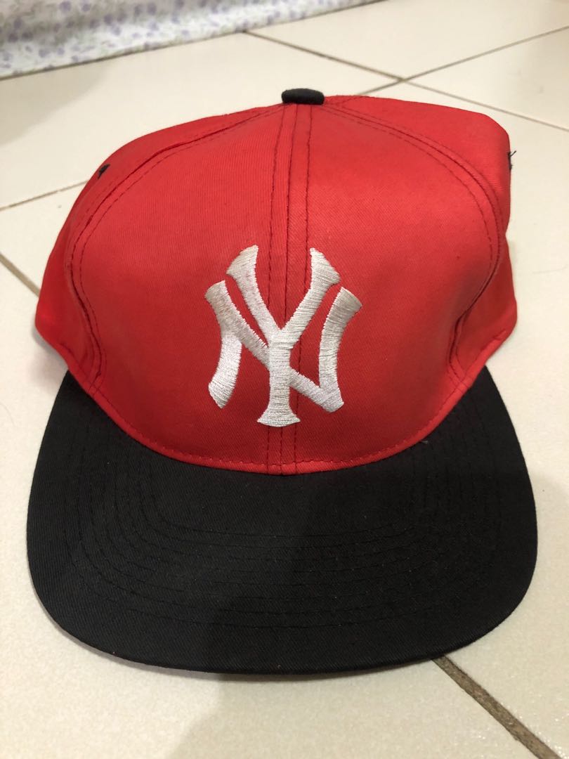 Vintage snapback 90s cap New york yankees mlb, Men's Fashion, Watches ...