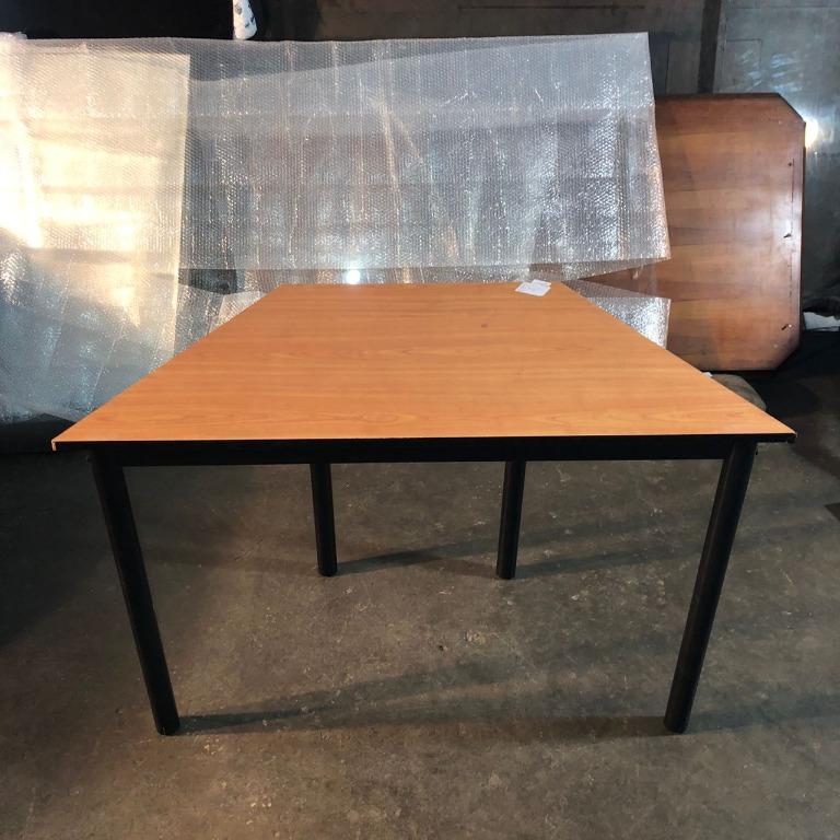 Working Table With Metal Leg / Meja Kerja Kaki Besi, Furniture & Home ...