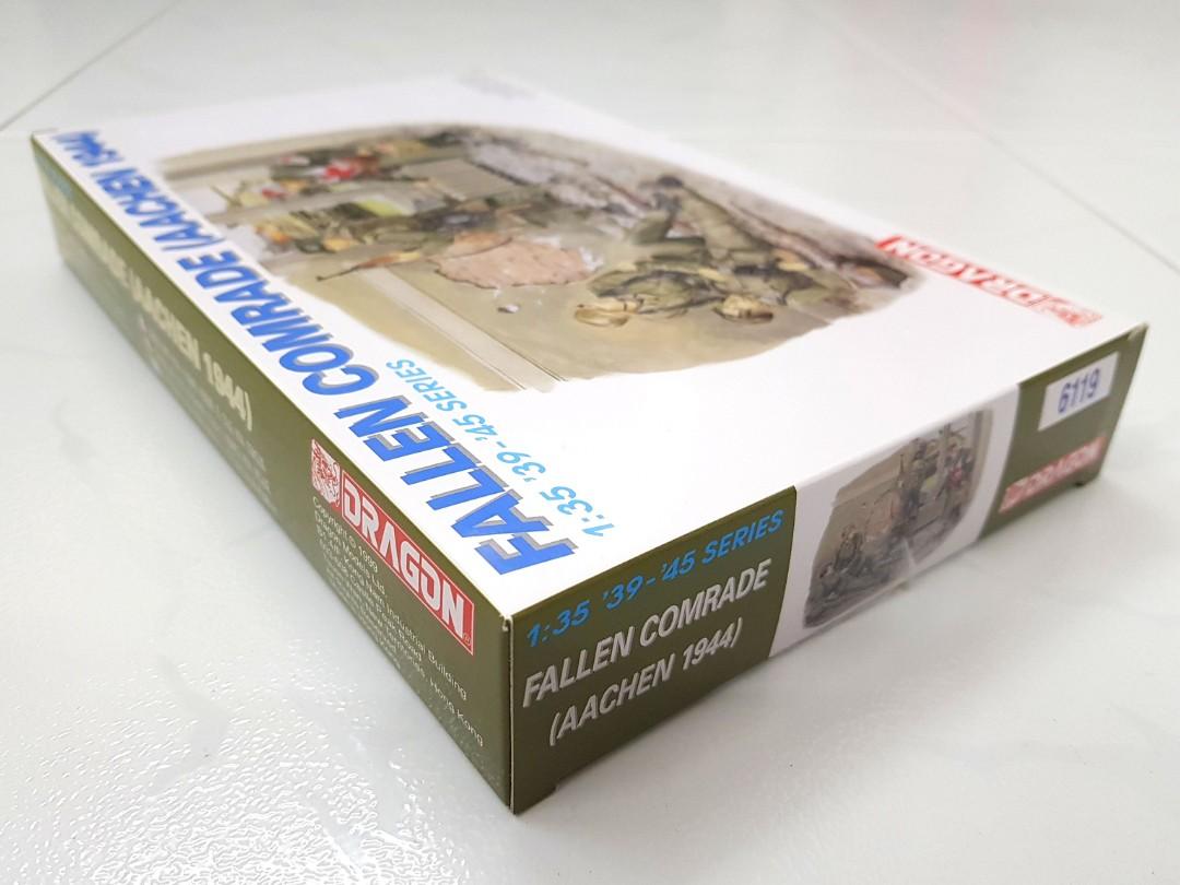 1/35 Dragon #6119, German Soldiers, Fallen Comrade, Aachen 1944 c/w 4 ...