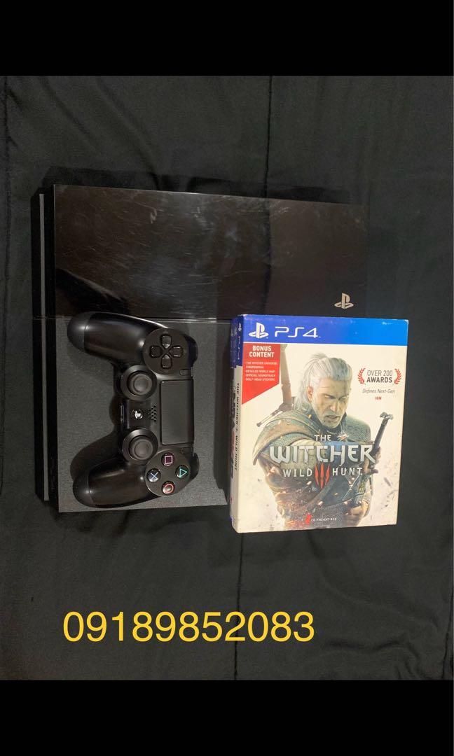All original PS4. Rarely used., Video Gaming, Video Game Consoles ...
