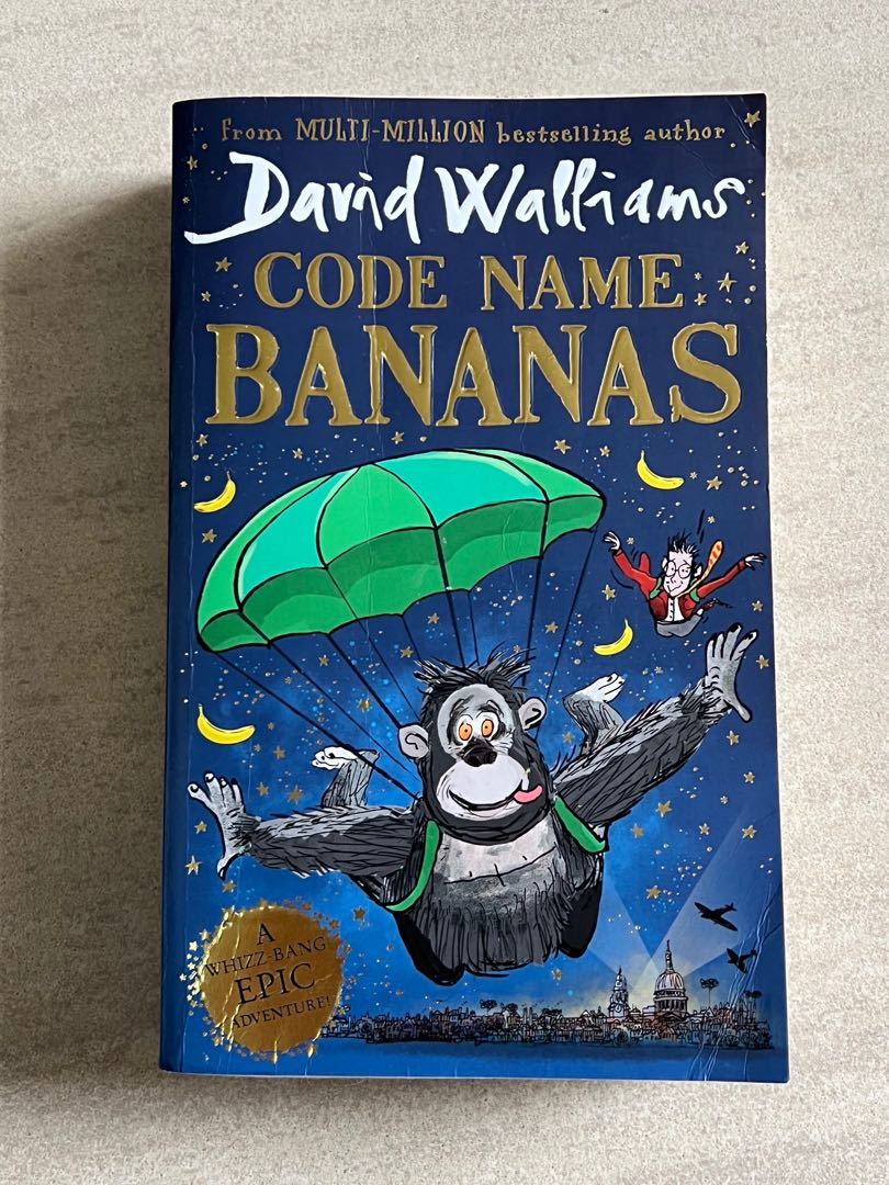 David Walliams Code Name Bananas, 興趣及遊戲, 書本 & 文具, 小說 & 故事書 - Carousell