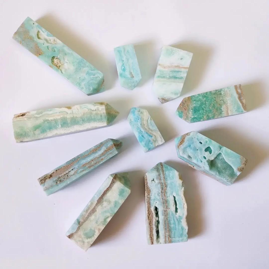 Hemimorphite Tower, Furniture & Home Living, Home Decor, Vases ...