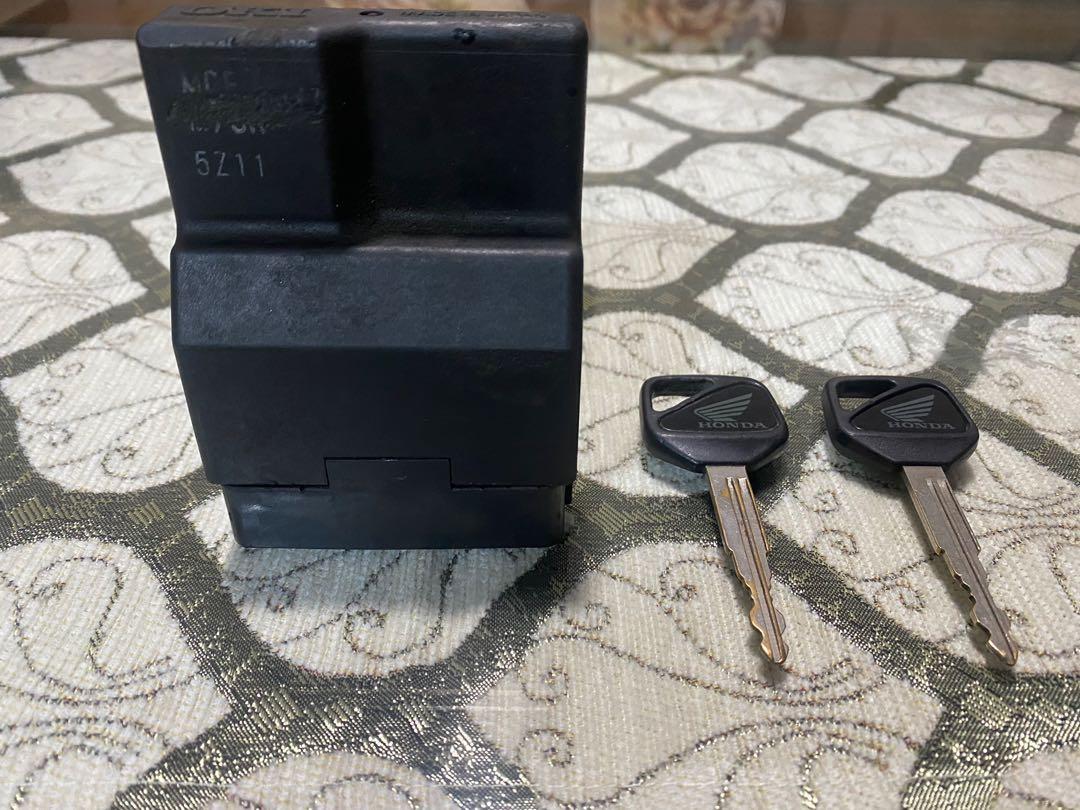 Honda CB 400 Super 4 CDI & Key Chip., Motorcycles, Motorcycle ...